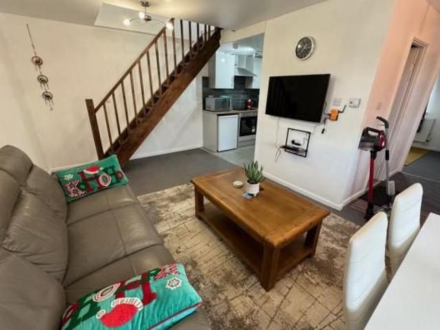 2 bedroom house to rent