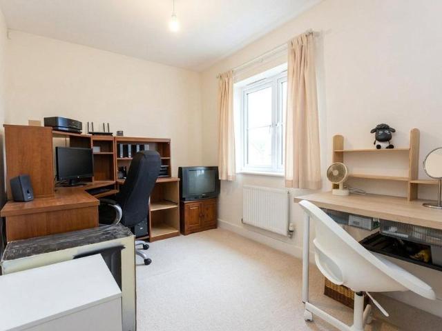 2 bedroom house to rent