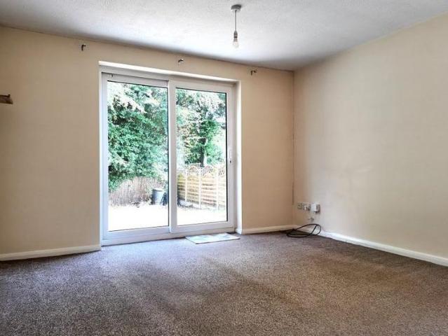 2 bedroom house to rent
