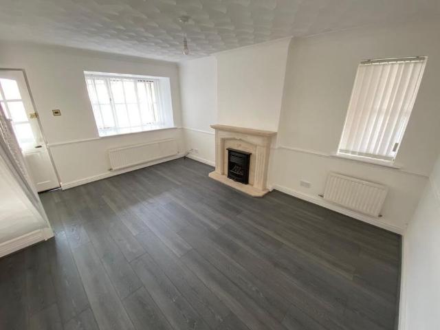 2 bedroom house to rent