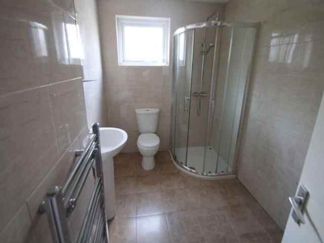 2 bedroom house to rent