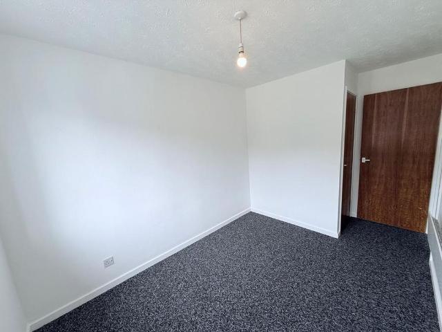 2 bedroom house to rent