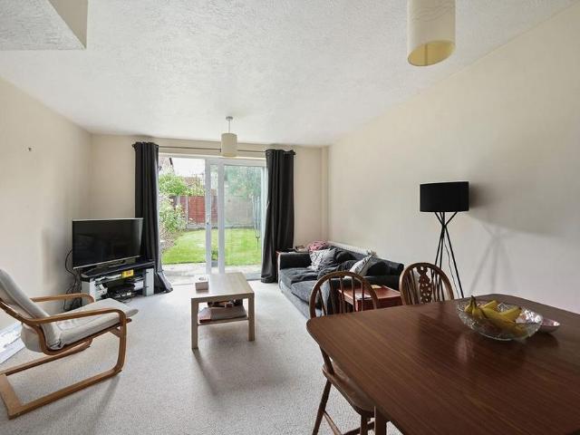 2 bedroom house to rent