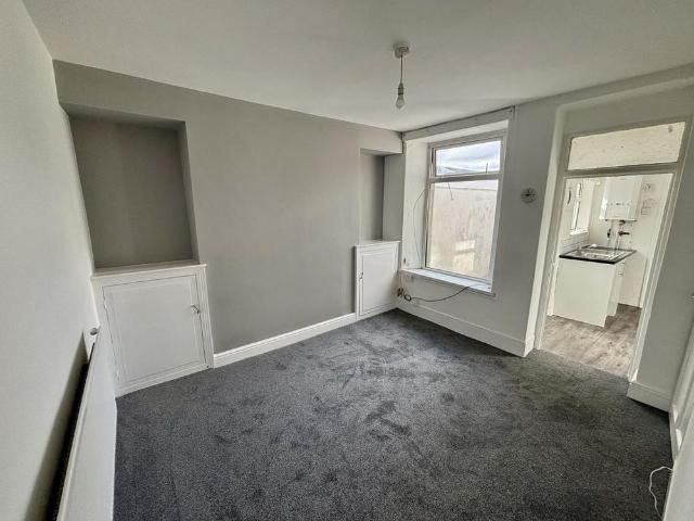 2 bedroom house to rent
