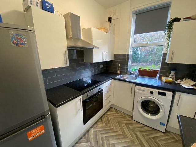 2 bedroom house to rent