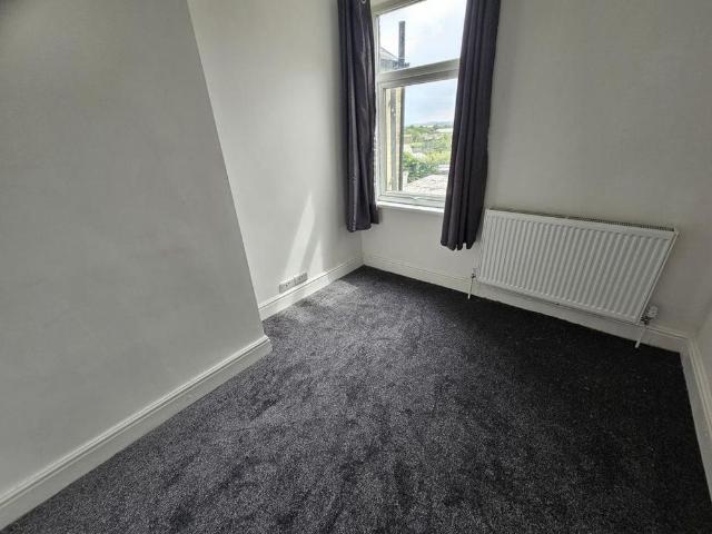 2 bedroom house to rent