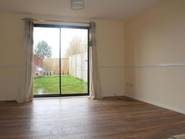 2 bedroom house to rent