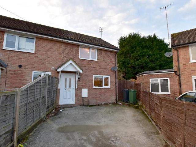 2 bedroom house to rent