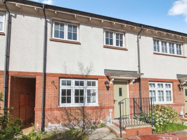 2 bedroom house to rent