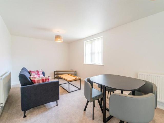 2 bedroom house to rent