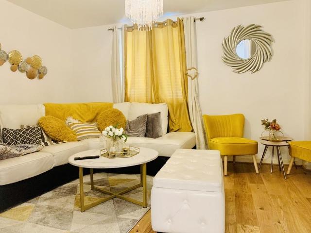 2 bedroom house to rent