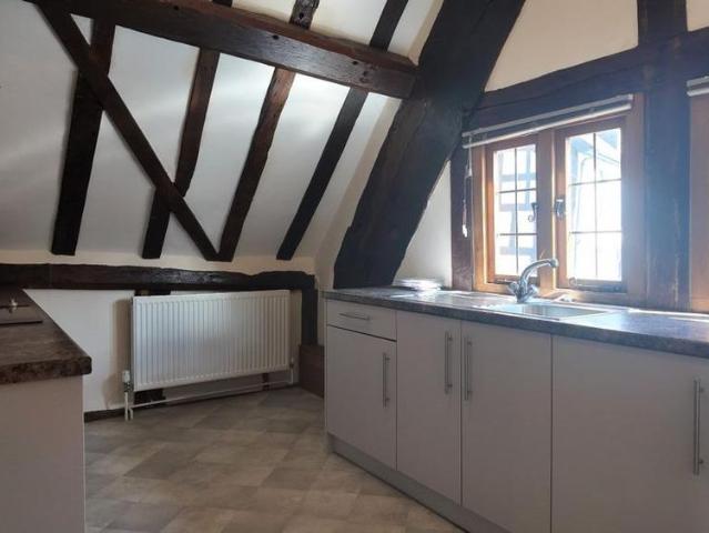 2 bedroom house to rent