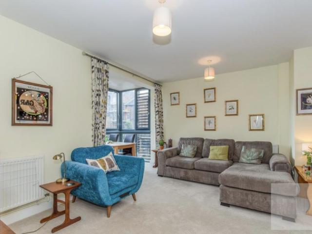 2 bedroom house to rent