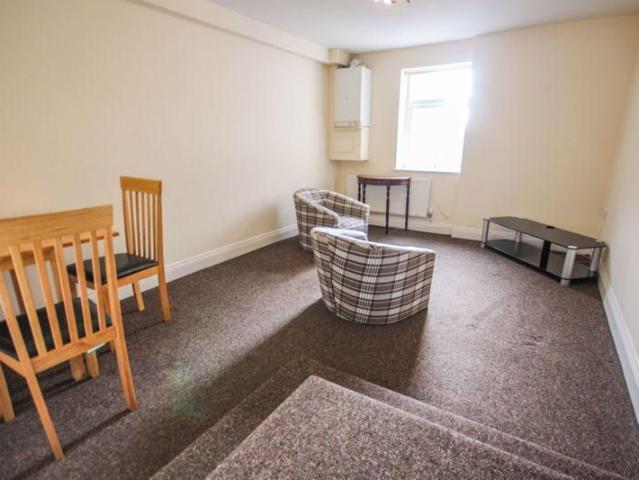 2 bedroom house to rent