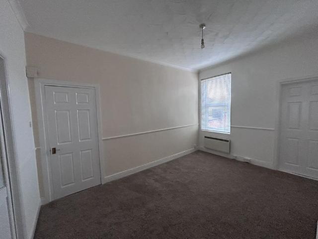 2 bedroom house to rent