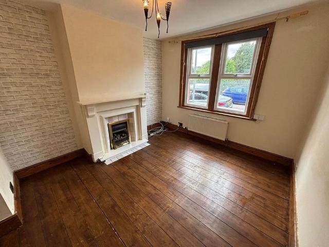 2 bedroom house to rent