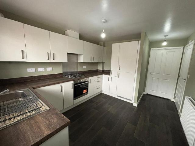 2 bedroom house to rent