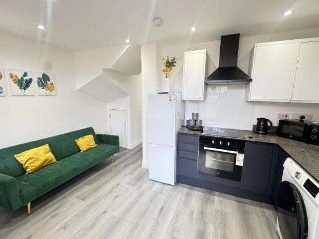 2 bedroom house to rent
