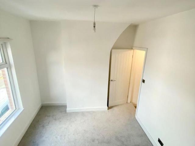 2 bedroom house to rent