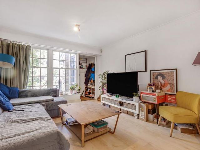 2 bedroom house to rent