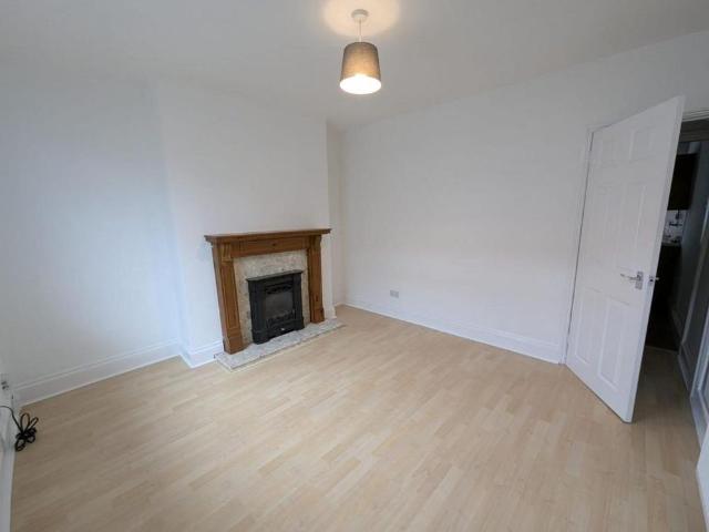 2 bedroom house to rent