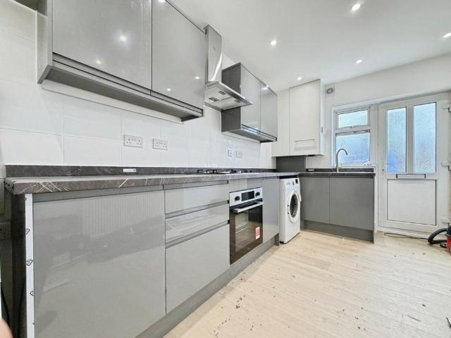 2 bedroom house to rent