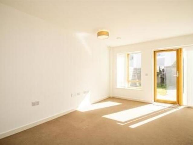 2 bedroom house to rent