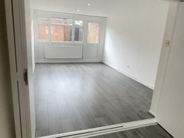 2 bedroom house to rent