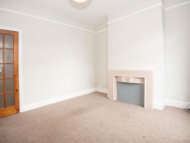 2 bedroom house to rent