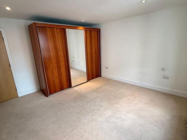 2 bedroom house to rent