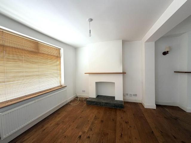 2 bedroom house to rent