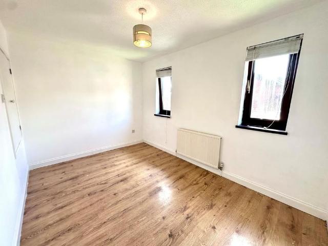 2 bedroom house to rent