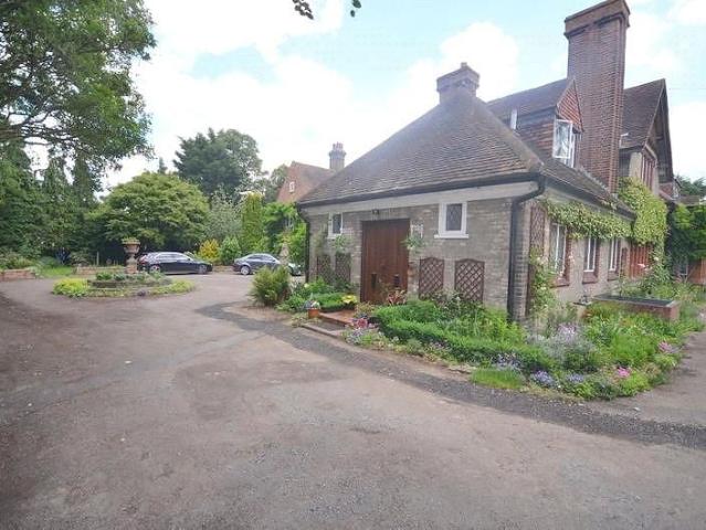 2 bedroom house to rent