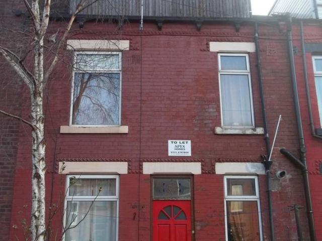 2 bedroom house to rent