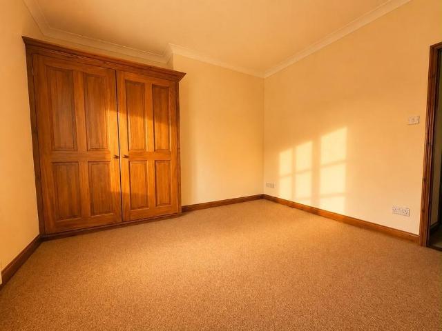 2 bedroom house to rent