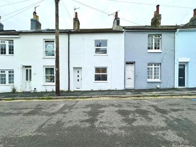 2 bedroom house to rent