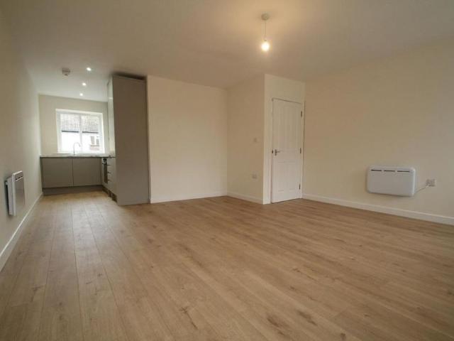 2 bedroom house to rent