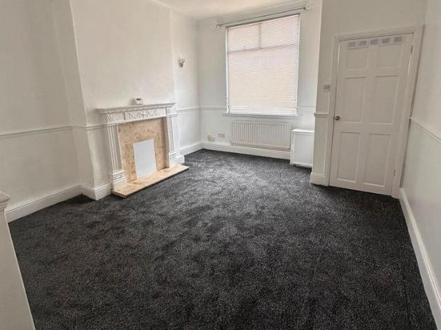 2 bedroom house to rent