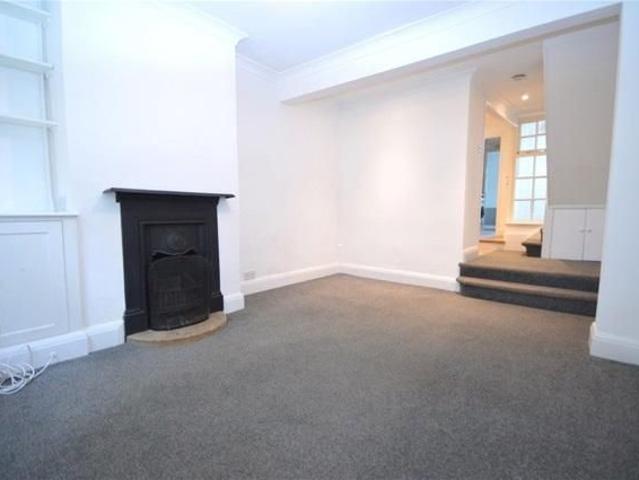 2 bedroom house to rent