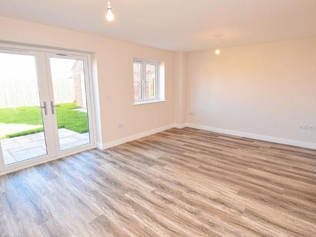 2 bedroom house to rent