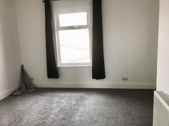 2 bedroom house to rent