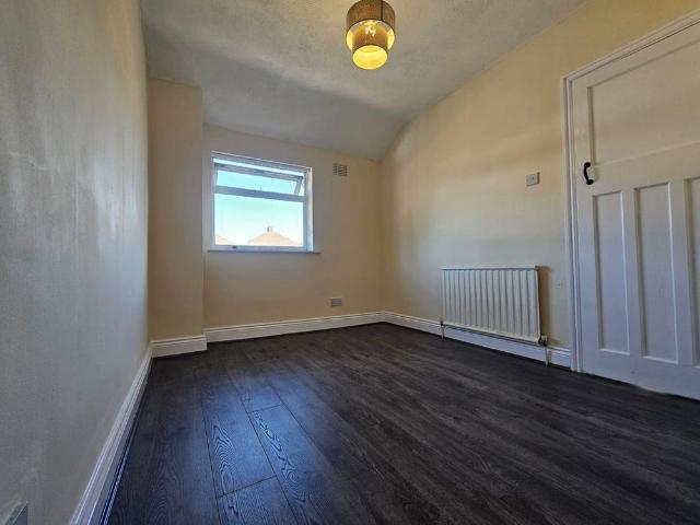 2 bedroom house to rent