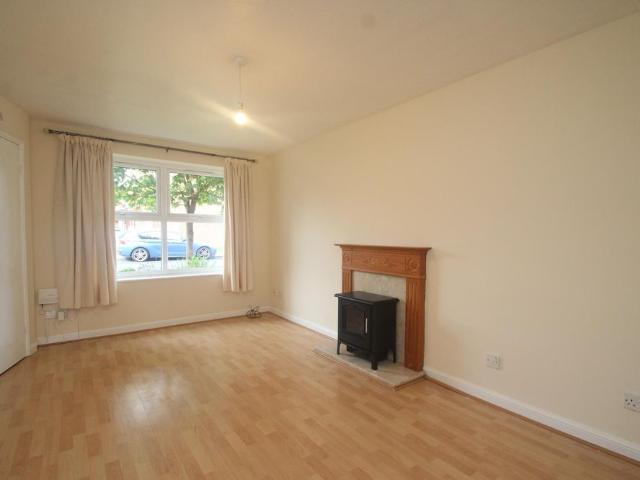 2 bedroom house to rent