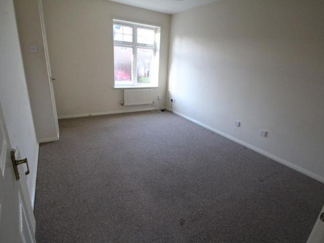 2 bedroom house to rent
