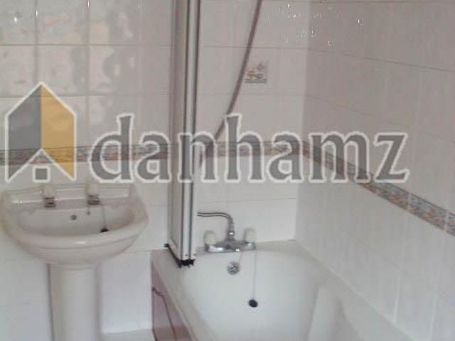 2 bedroom house to rent