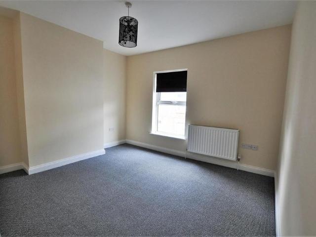 2 bedroom house to rent