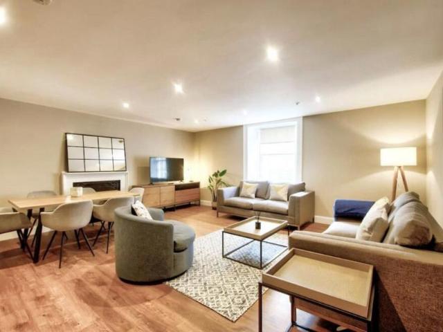 2 bedroom house to rent