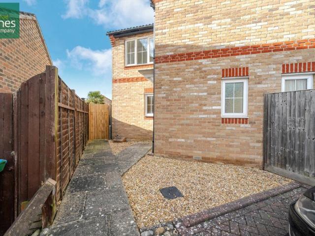 2 bedroom house to rent