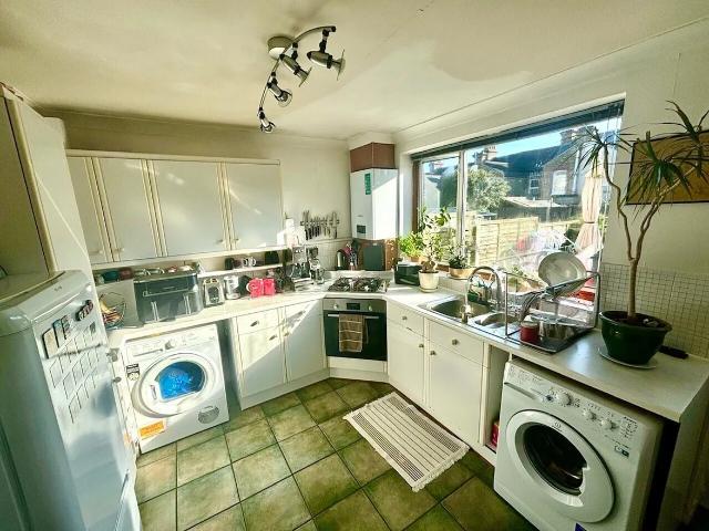 2 bedroom house to rent