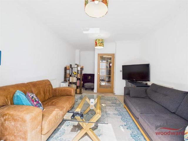 2 bedroom house to rent